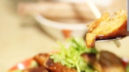 《人头肉骨茶面》-高清电影-完整版在线观看